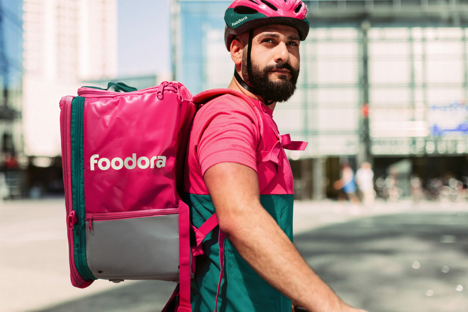 Novinka na menu aneb Dáme jídlo je nyní foodora – foodora.cz